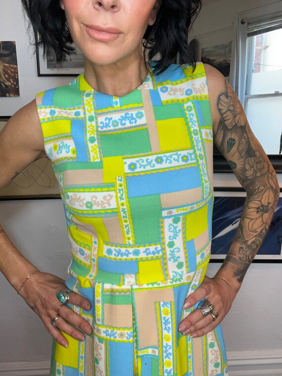 1970s Mini Dress Floral Print 60s Mod Red Blue Velour… - Gem