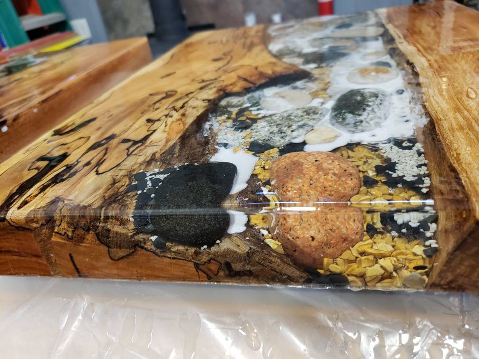 RIVER ROCK TABLE Set (3) - Etsy