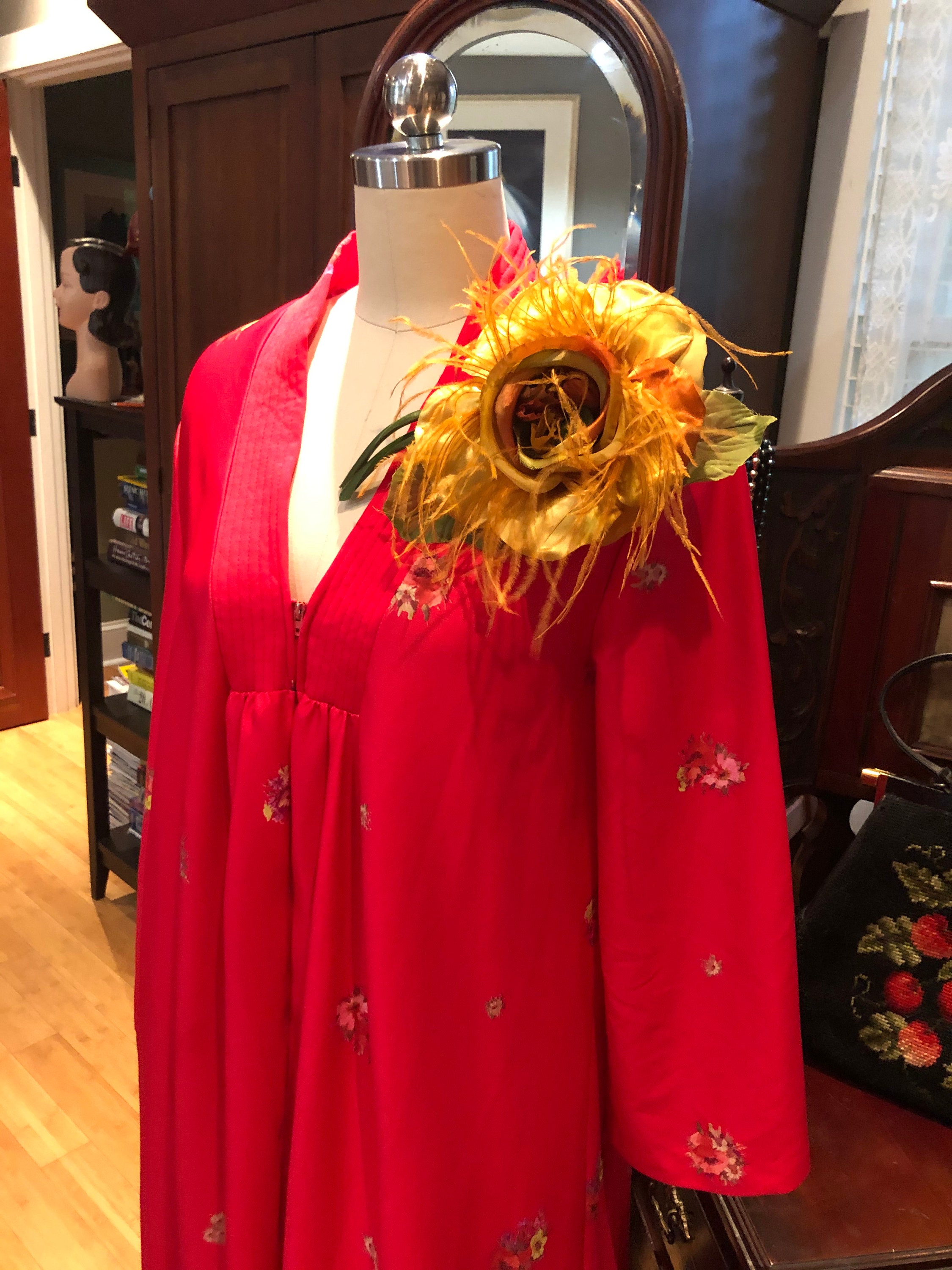 80's Red FLORAL Mumu/70's Red Mumu/vintage 80's - Etsy