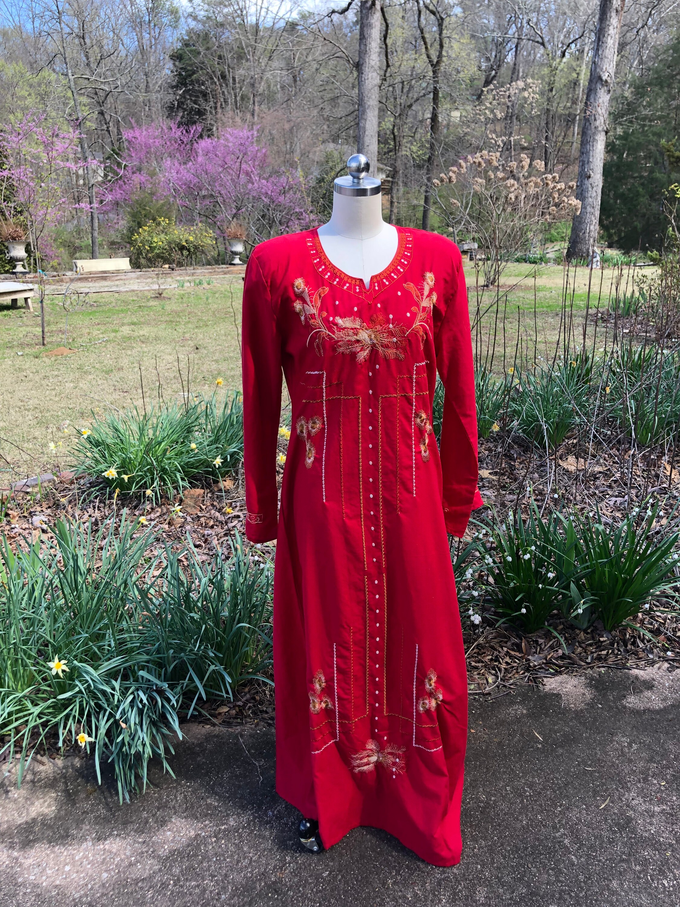 BEAUTIFUL 70's RED Kaftan/hand Embroidered Kaftan/vintage Kaftans/red ...