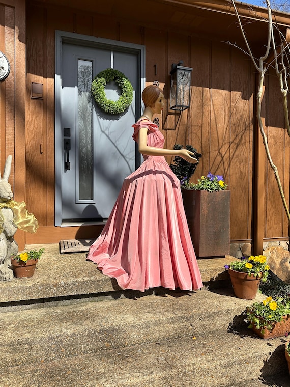 GORGEOUS 40's PROM GOWN/Pink Prom Dresses/Extra Small… - Gem