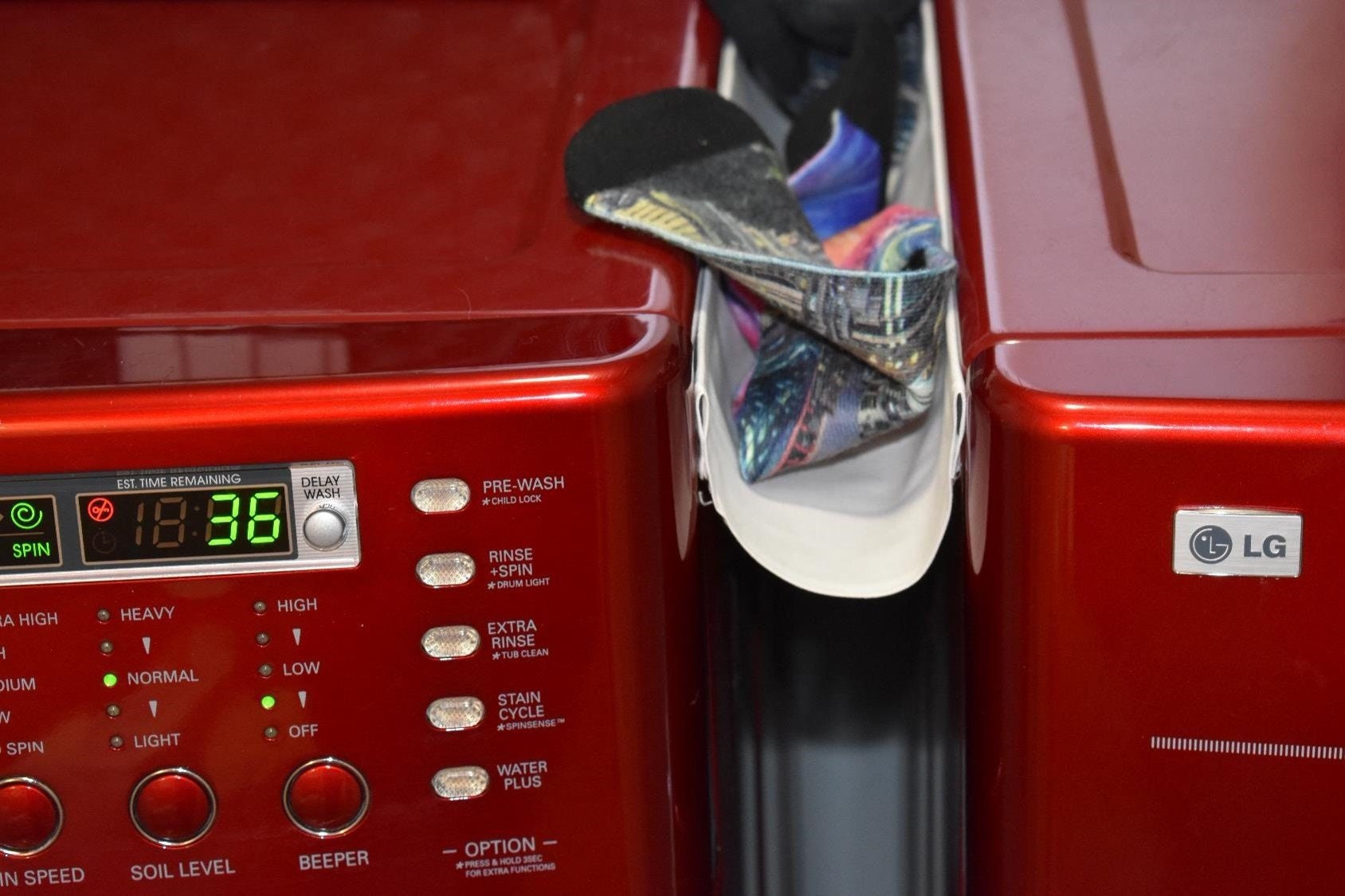 The Sock Catcher: Catches Your Laundry Before It Falls Between or ...