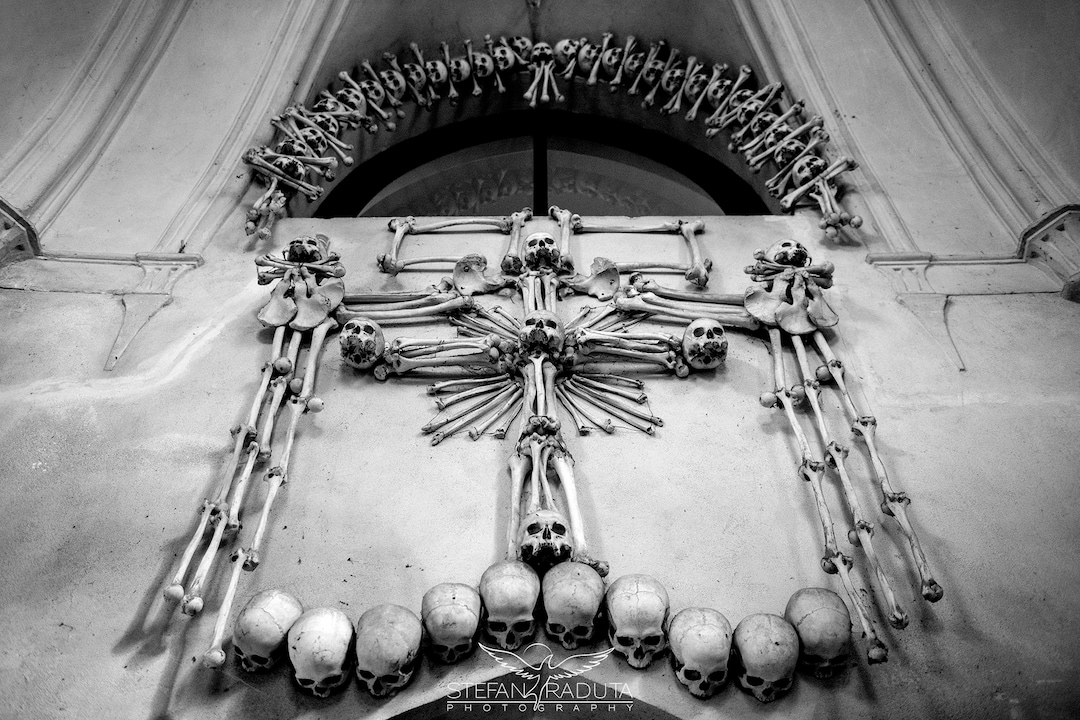 MEMENTO MORI Skulls Fine Art Print Set of Five 10 Cranium Cemetery ...