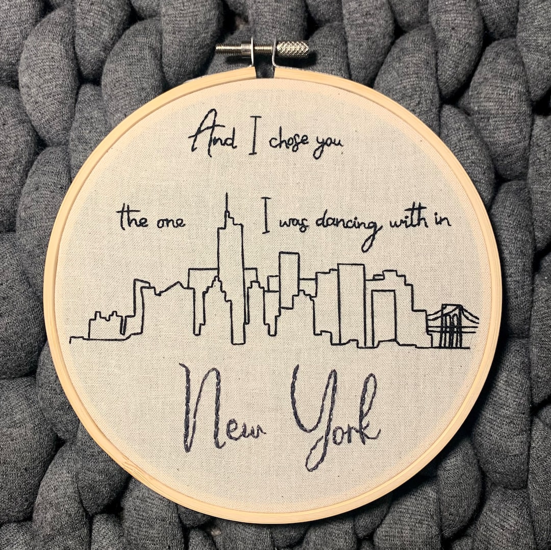 New York City Skyline - Maroon Taylor Swift Lyrics - 6 Inch Embroidery ...