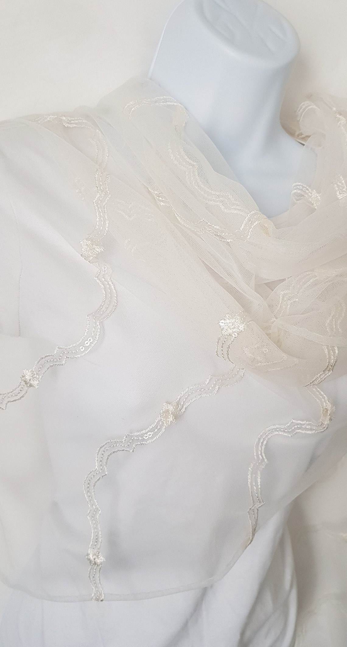 White Shawl. White Net Shawl. White Scarf. White Embroidered - Etsy