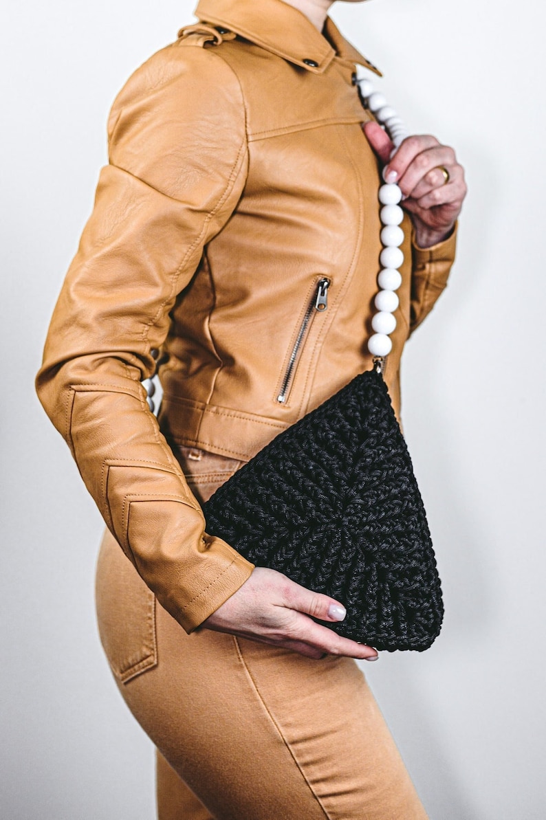 Crochet Triangle Bag Pattern Crocheted Crossbody Bag for - Etsy