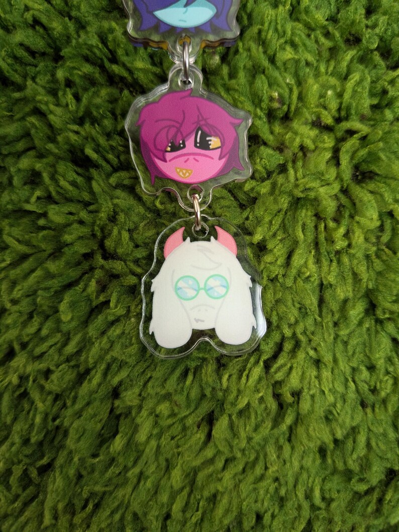 Deltarune Keychain - Etsy