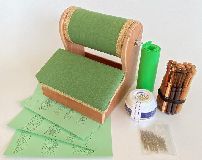 Bobbin Lace Kit, Mundillo, 7" Cedar Plywood, Handmade in Ponce, Puerto ...