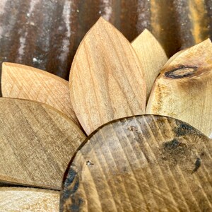 Natural Wood Finish Maple Flower Wall Decoration Crafted From Reclaimed ...