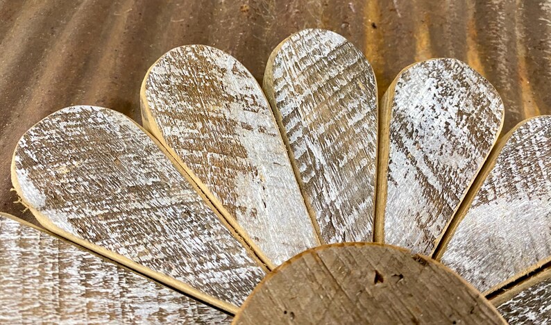 Rustic White Rough Sawn Wood Flower Wall Hanging Handcrafted From ...
