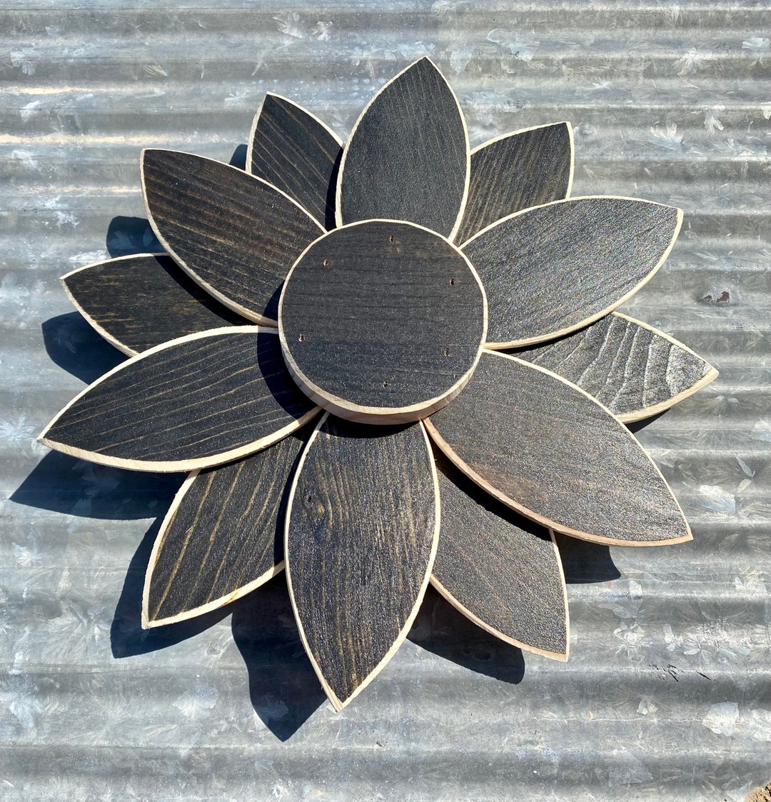 Ebony Wooden Daisy Wall Decoration Handmade From Upcycled Pine - Etsy