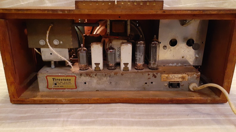 RARE Vintage 1954 Firestone Model 4-A-128 AM Radio & Telechron Mantle ...