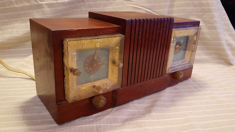 RARE Vintage 1954 Firestone Model 4-A-128 AM Radio & Telechron Mantle ...