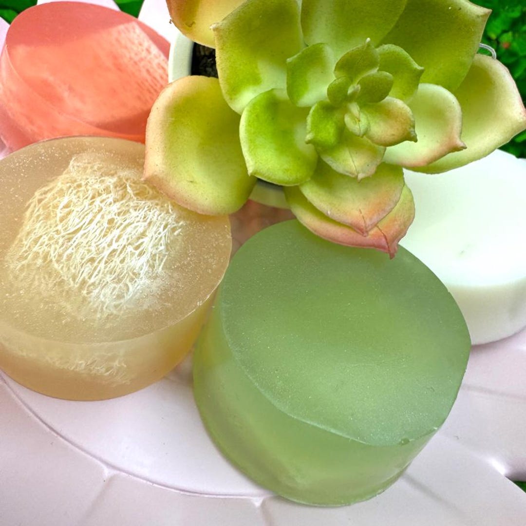 Luxe Limited Edition 4-pack Mini Hand Loofah Soap – Exfoliating Scrub ...
