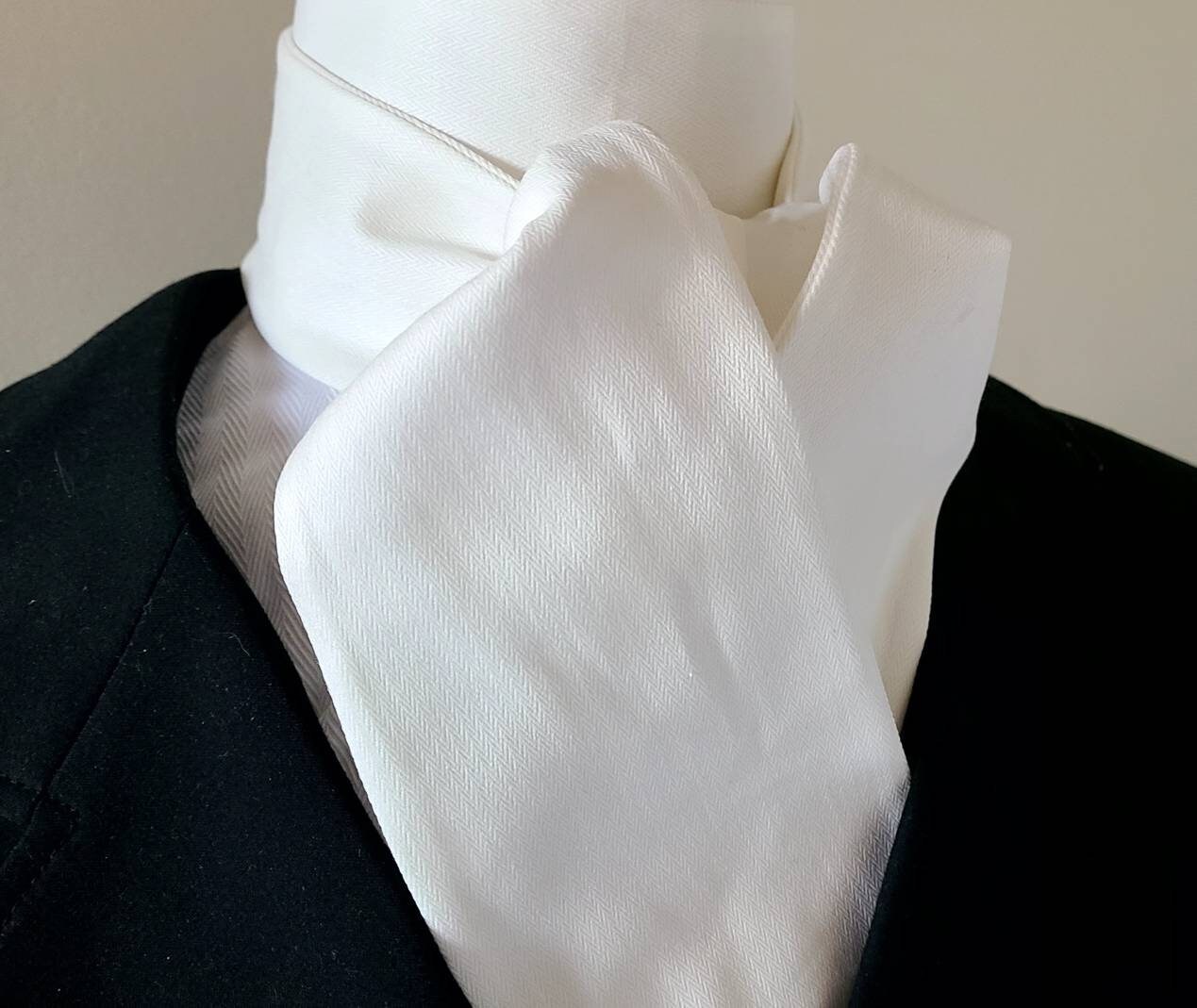 TRADITIONAL Shaped Stock Tie, Heavy White Show Tie - Etsy