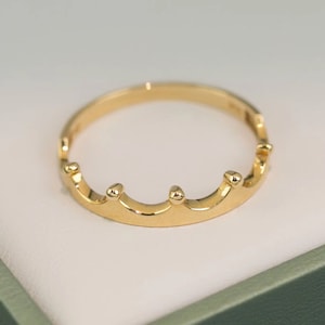 14K Solid Gold Crown Ring: Royal Tiara Jewelry - Etsy