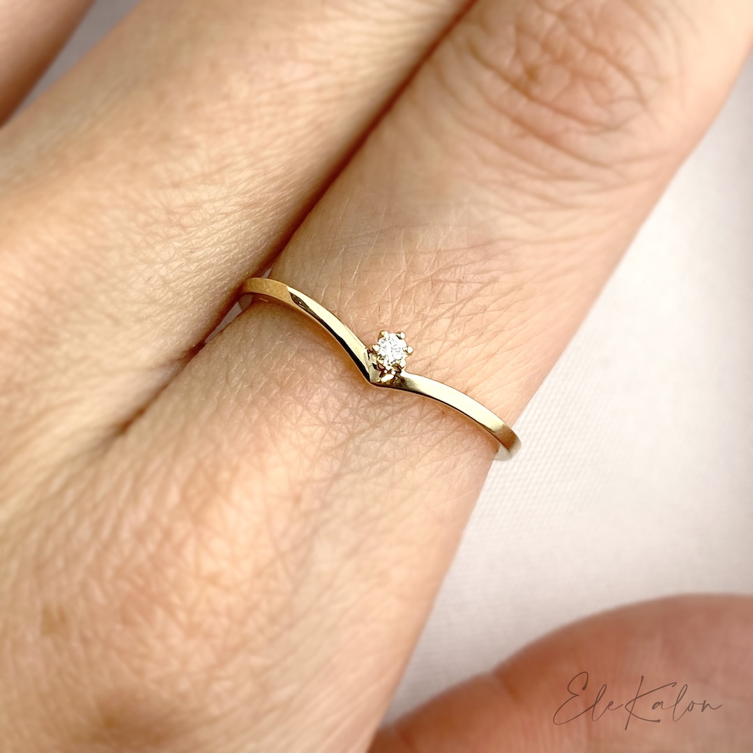 Chevron Ring, 10k Solid Gold Chevron Ring, Chevron V Shape Gold Ring ...