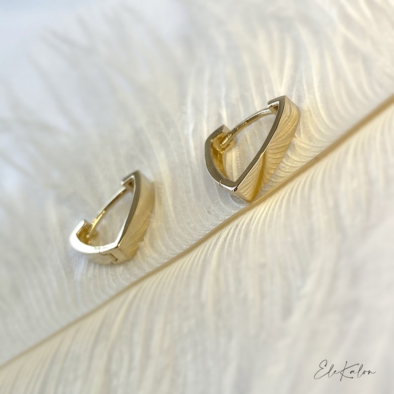 14K Solid Gold Triangle Hoop Earrings Triangle Huggie Hoops - Etsy