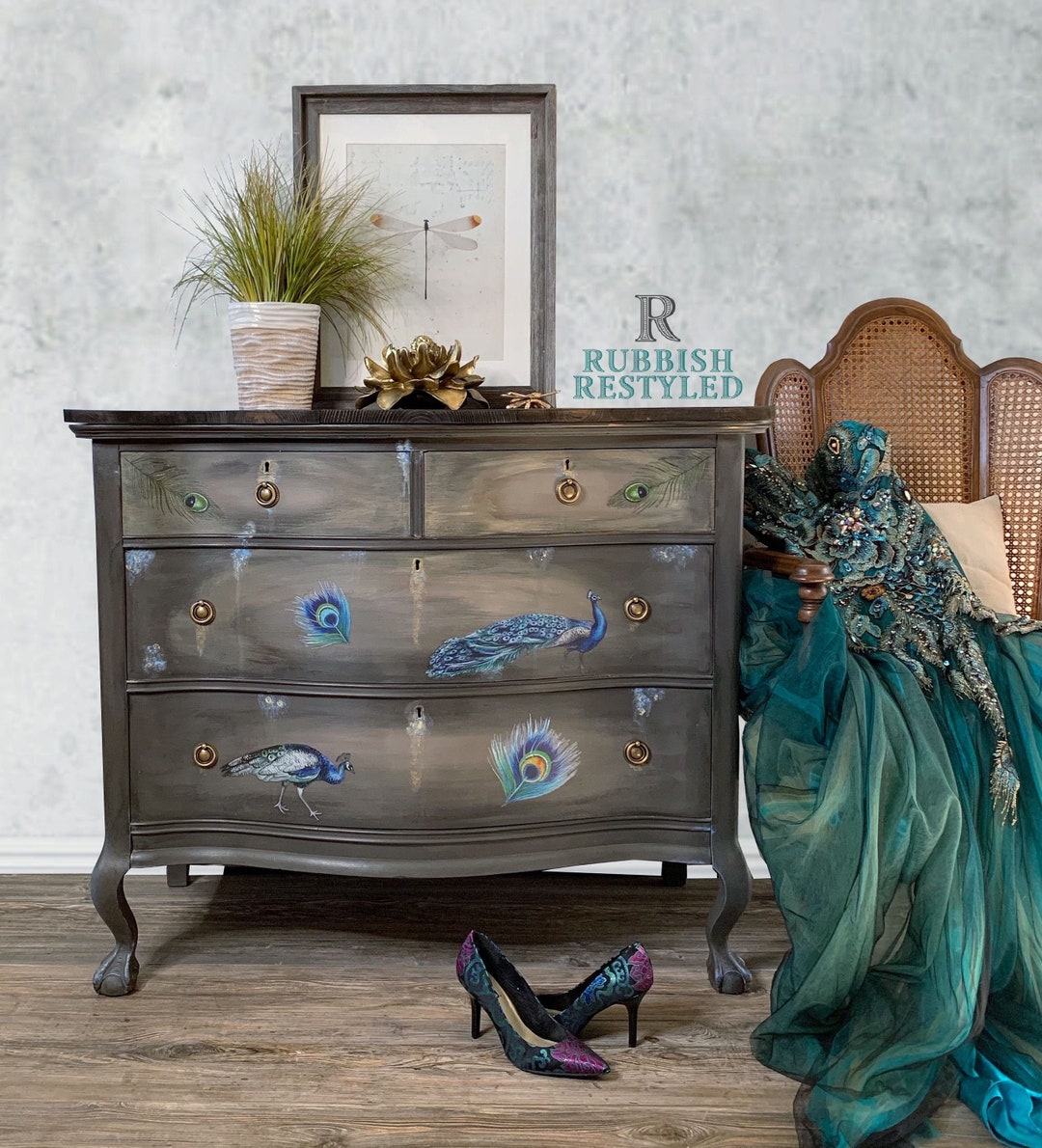 Tutorial How to Paint Furniture, Peacock Dreams learn to Create This ...