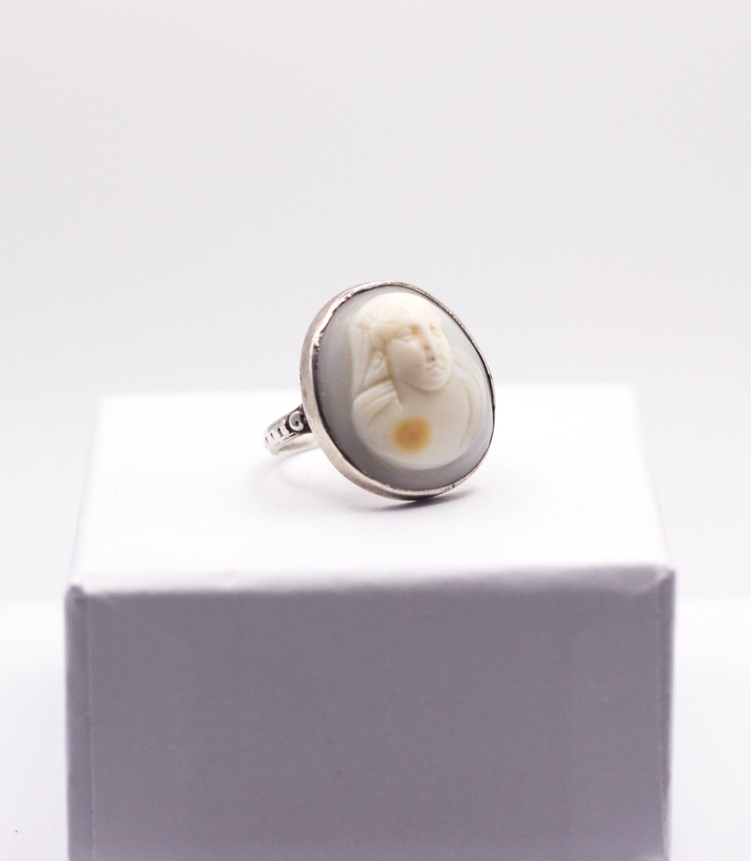 Antique Real Shell Cameo Ring in Sterling Silver, Shell in Blue and ...