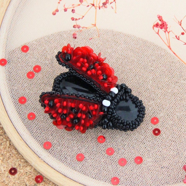 Victorian Brooch - Etsy