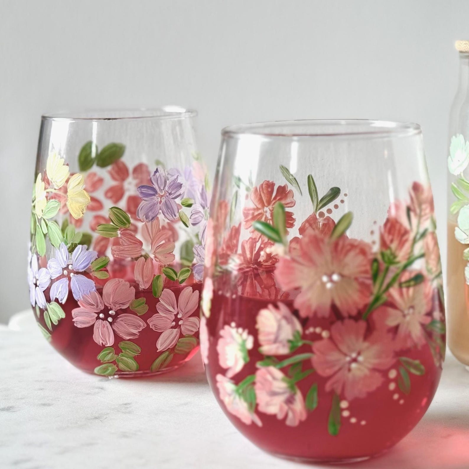 Personalized Handpainted Wine Glass: Floral Design, Custom Drinkware - Etsy