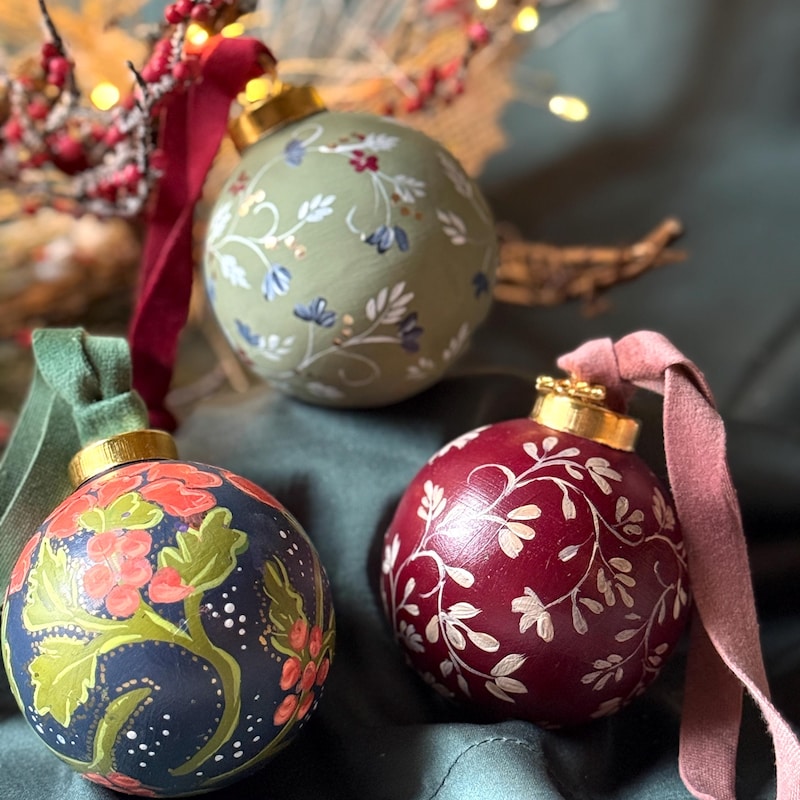 Abstract Painted Baubles - Etsy