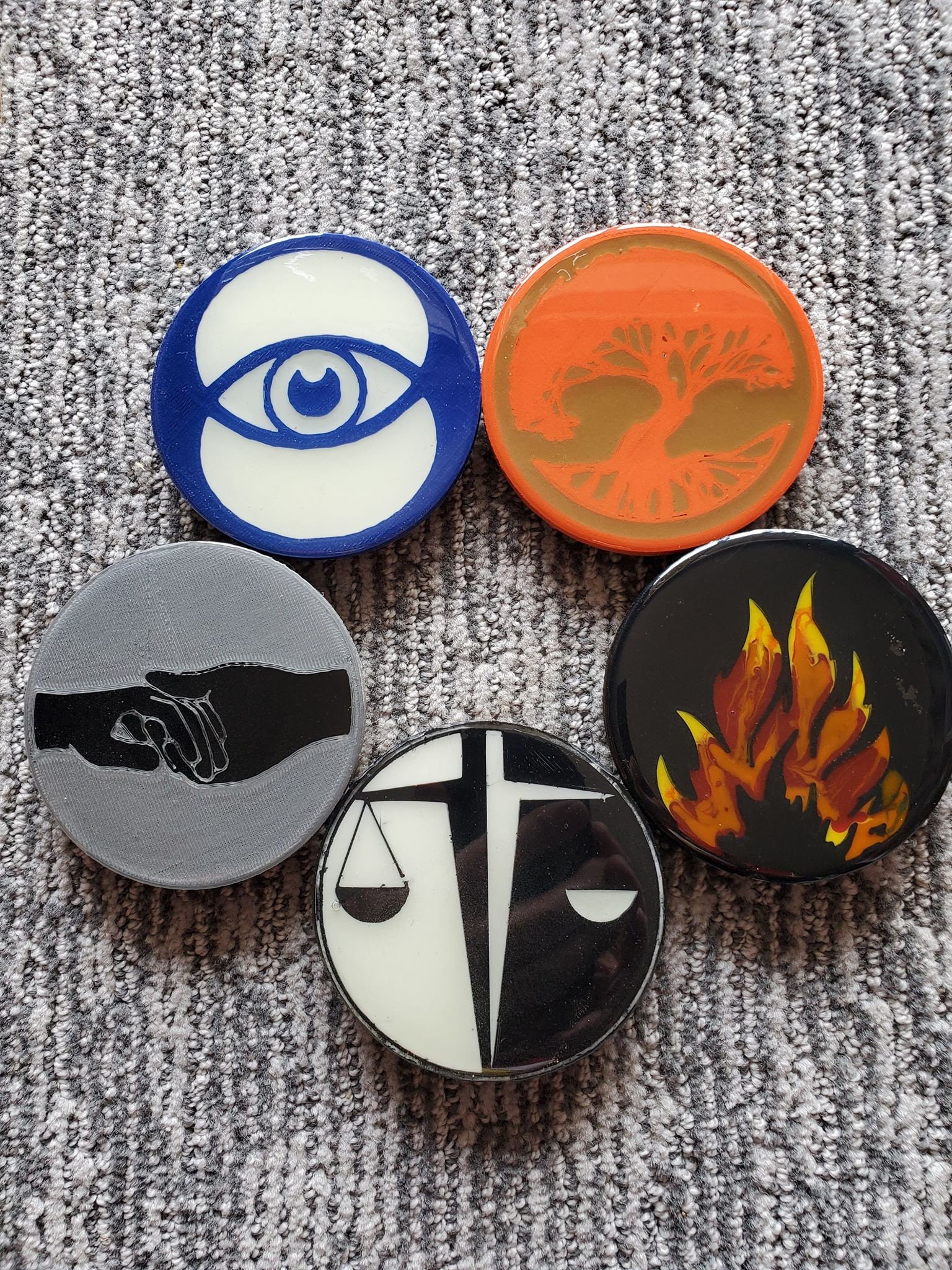 Divergent Amity Behang