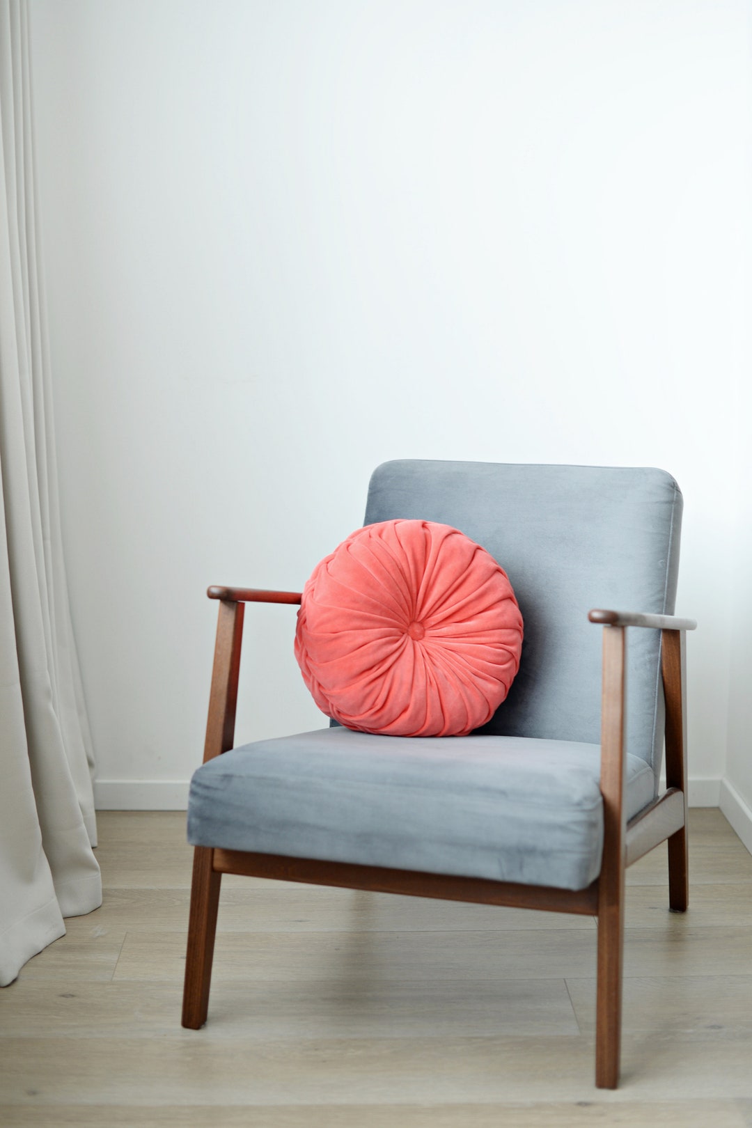 Throw Coral Color Pillow, Velour Pillow, Round Velvet Cushion, Interior ...