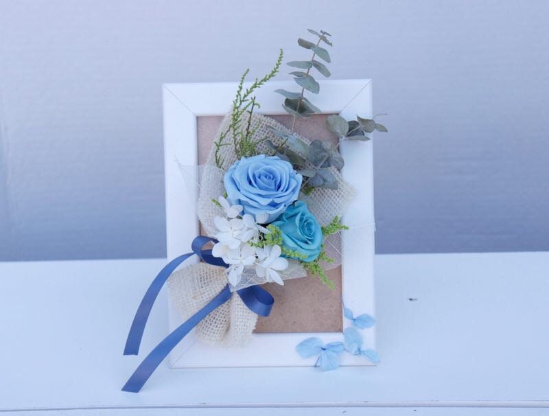 Preserved Flowers Floral Frame - Forever Roses, Mother's Day Gift ...