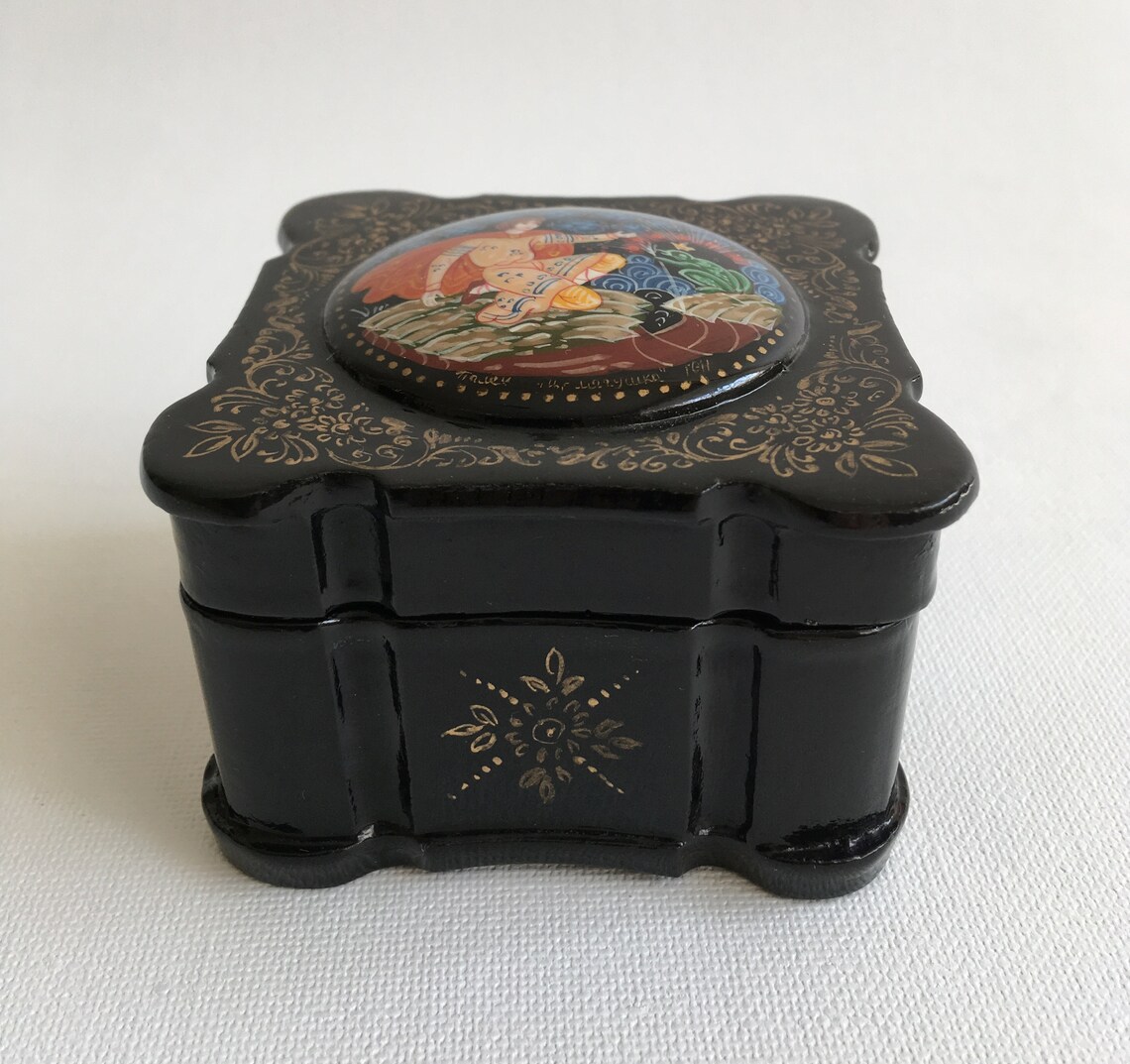 Palekh Lacquer Box Hand-painted With Tempera Miniature - Etsy