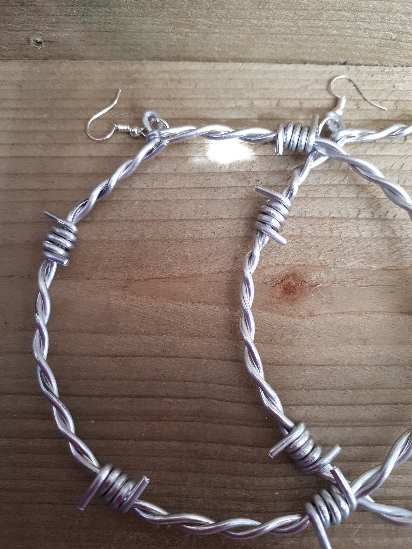 TOP SELLING ITEM on Sale Weightless Large Barbed Wire Hoop - Etsy