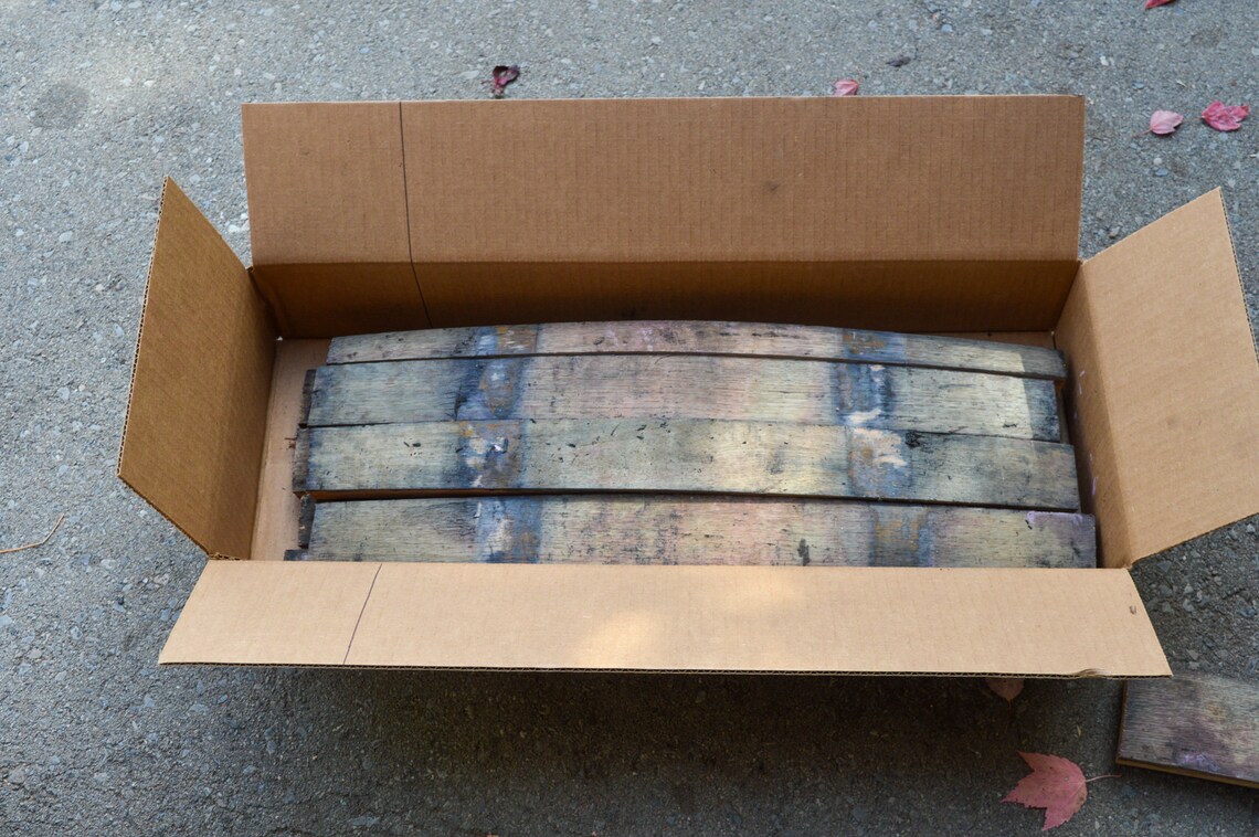 Whiskey Barrel Stave Cut off Pieces / Box of 8 / 24 - Etsy Canada