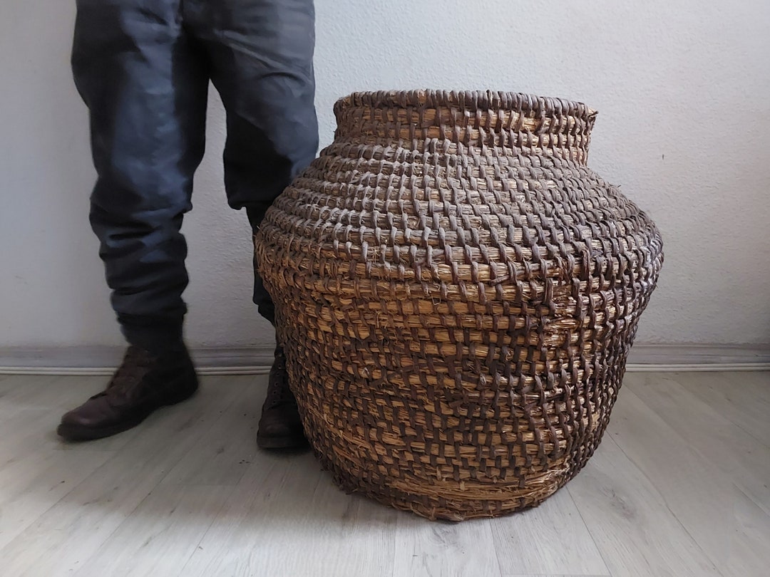 Old Antique Grass Rye Basket. Vintage Big Grain Storage. Primitive ...