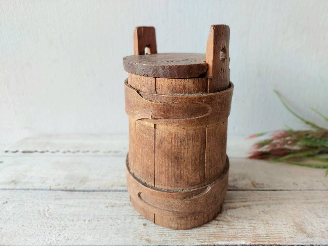 Vintage Small Wooden Barrel With Lid. Rustic Primitive Hand Carved ...
