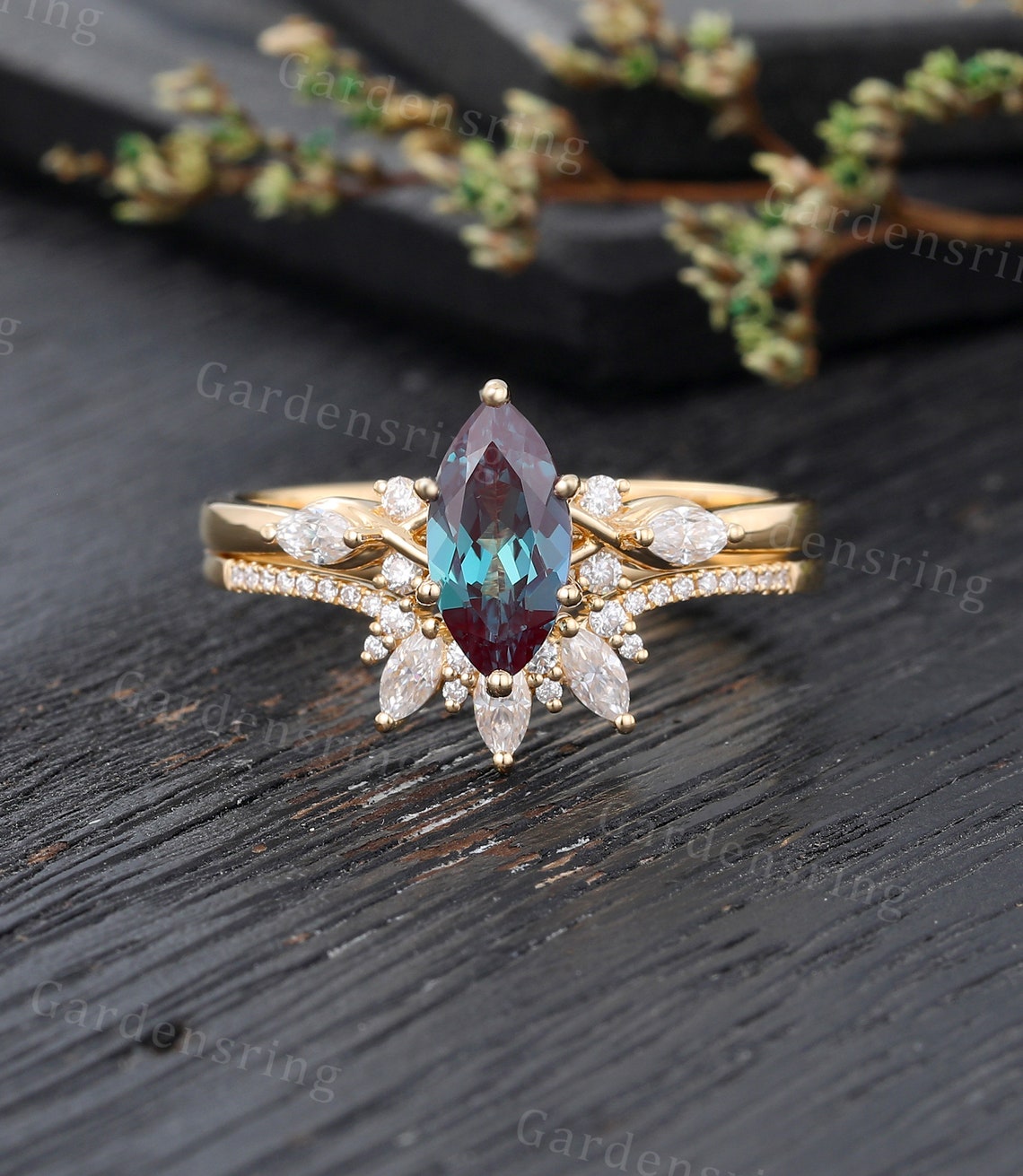 Marquise Cut Alexandrite Engagement Ring Set Vintage Solid Gold Cluster ...