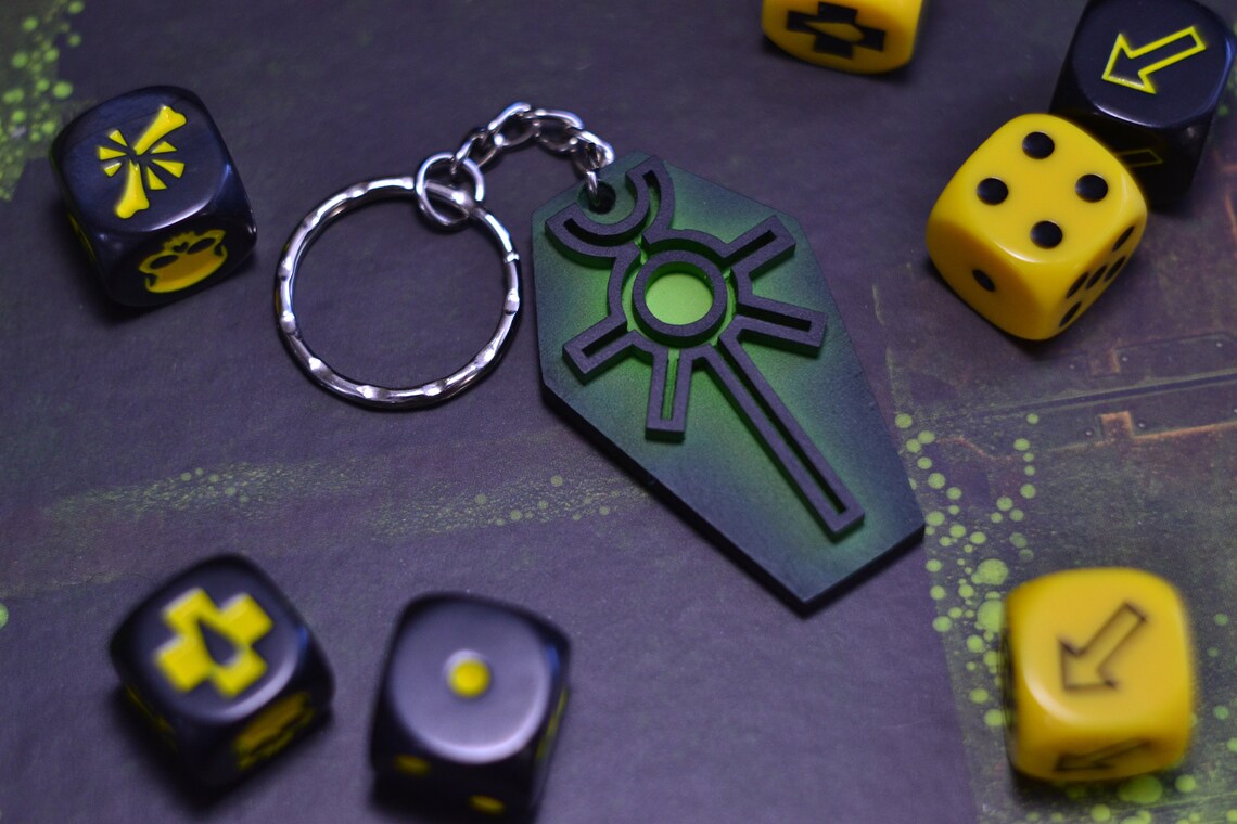 Necron Warhammer 40k acrylic keychain. Wargame birthday gift | Etsy