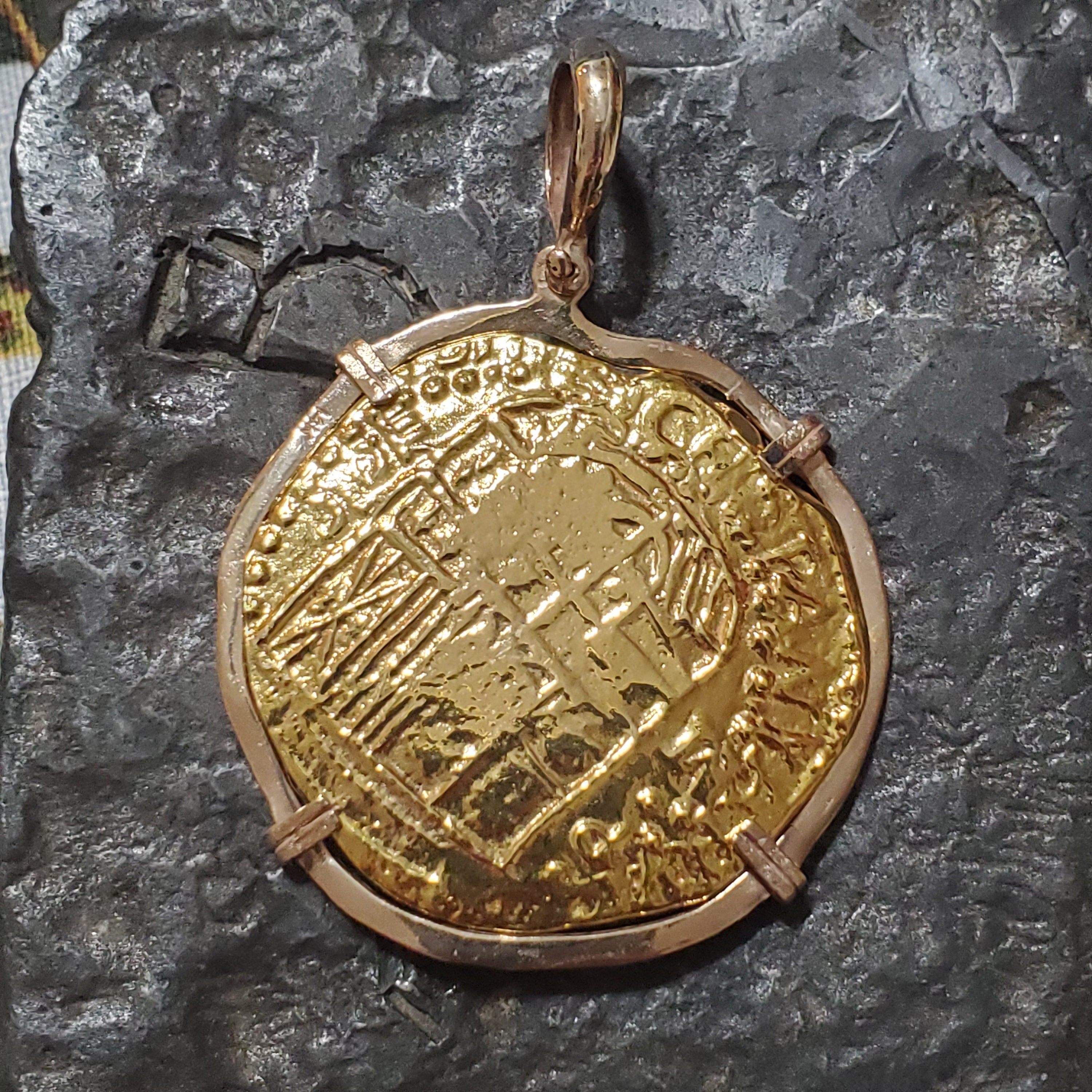 Large Atocha 14kt Solid Gold Coin Pendant Shipwreck Sunken Treasure ...