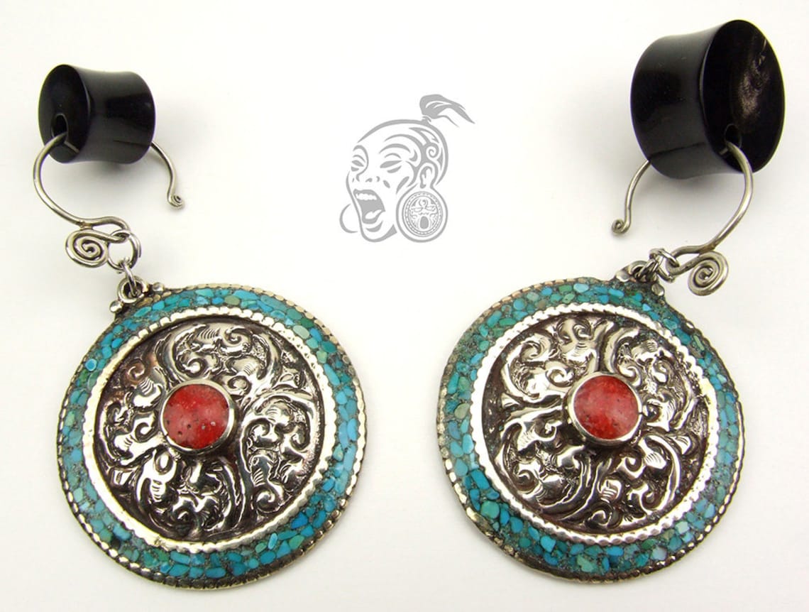 Boucles d'oreilles Tibet / Népal à porter avec Plugs | Etsy