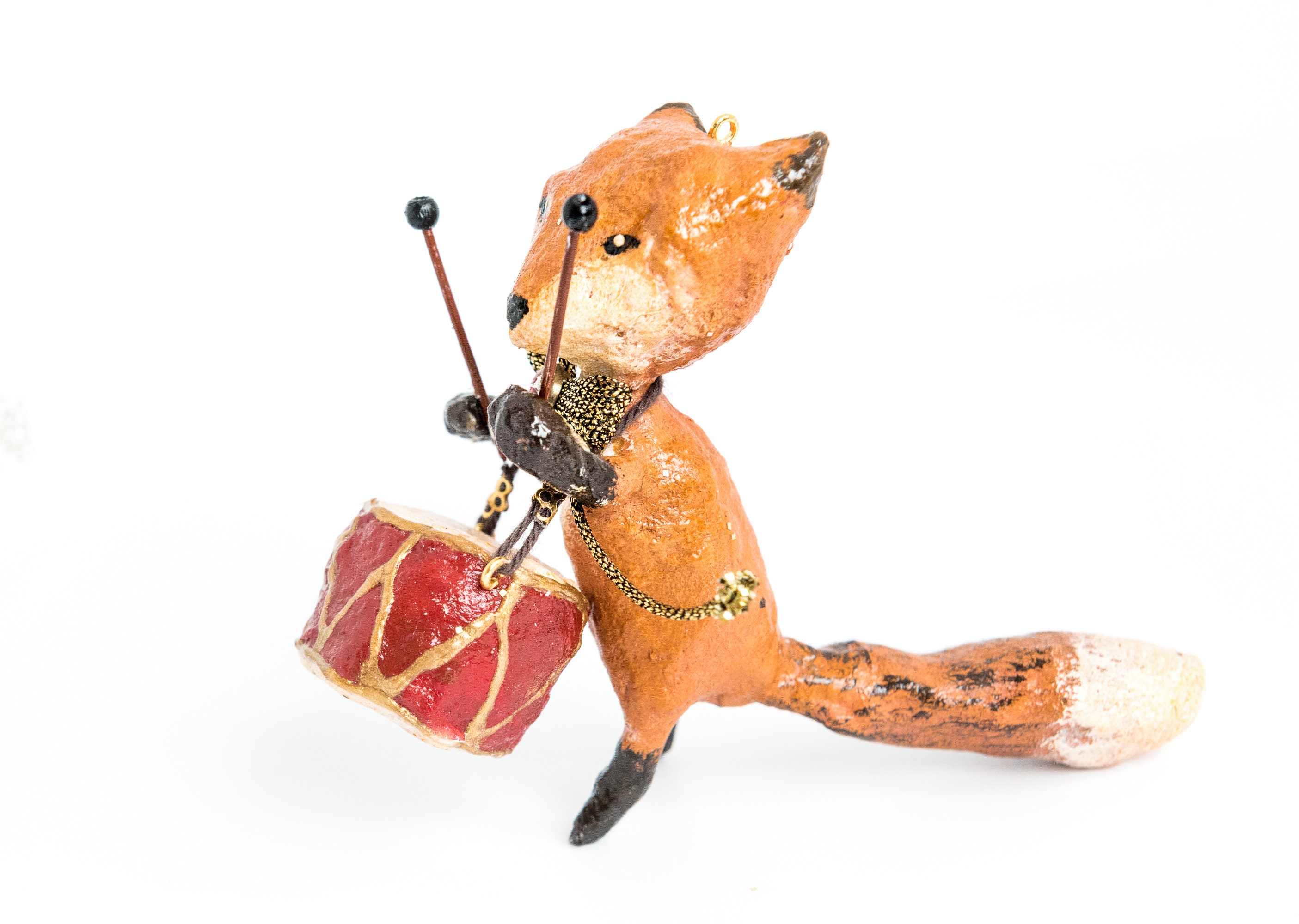 vintage inspired decoration. Fox with drum and bow in cotton wool. made ...