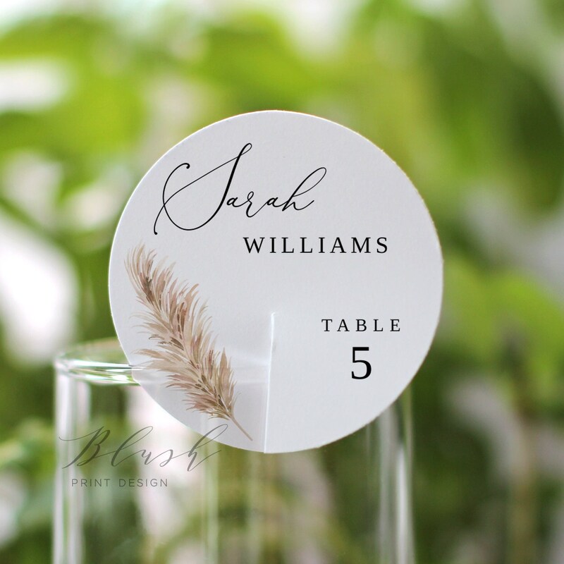 Circle Place Card - Etsy