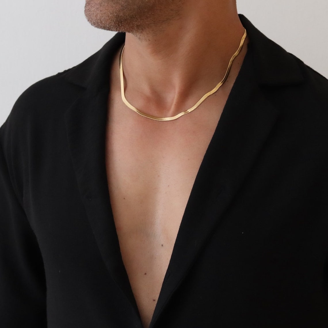 Men's Snake Chain Necklace in Gold or Silver - Stylish Stainless Steel ...