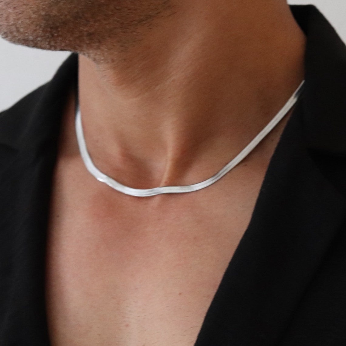 Men's Snake Chain Necklace in Gold or Silver - Stylish Stainless Steel ...