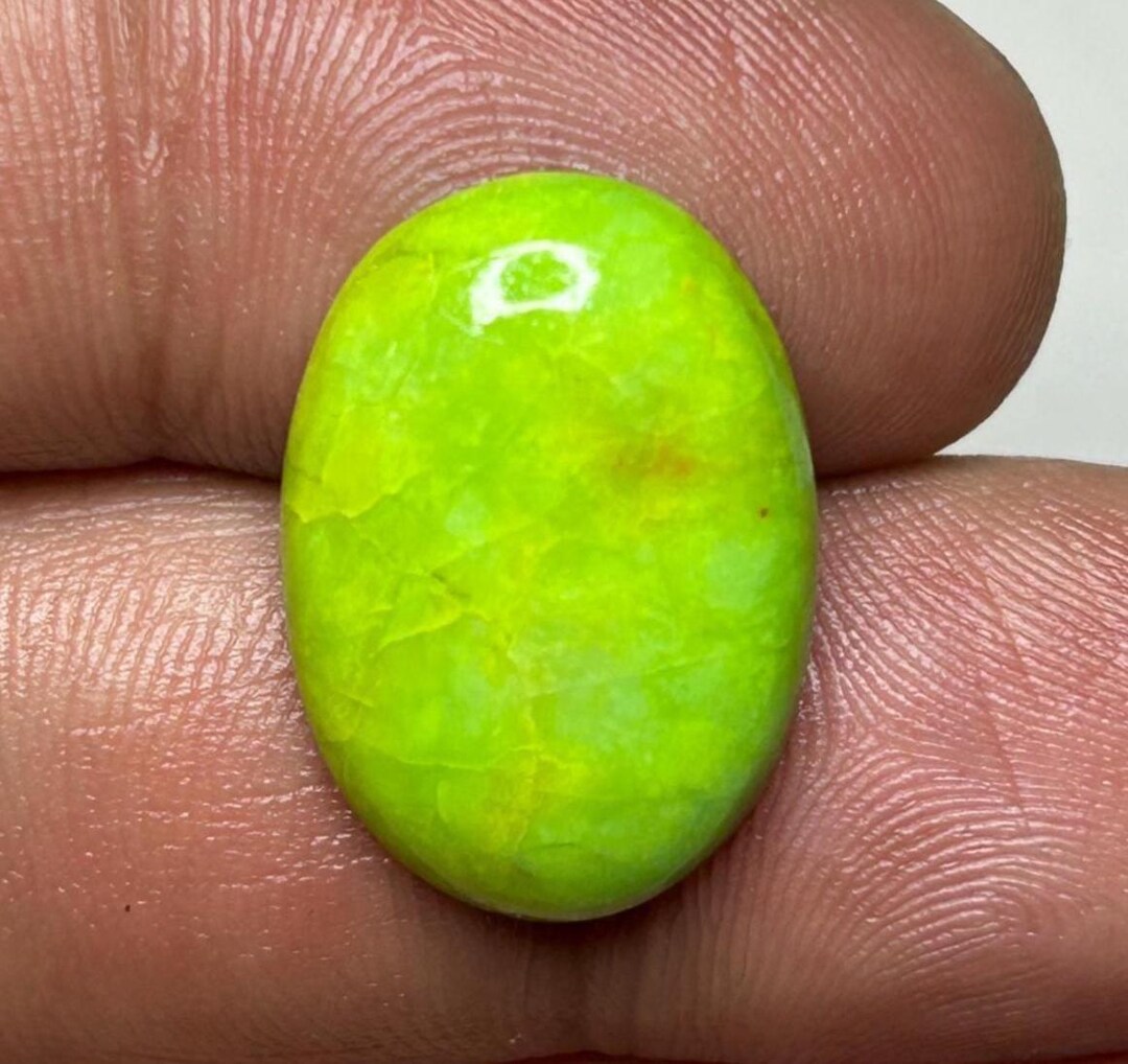 Gaspeite Cabochon Gemstone From Australia Natural 20x14x4 MM, 7.90 Cts ...
