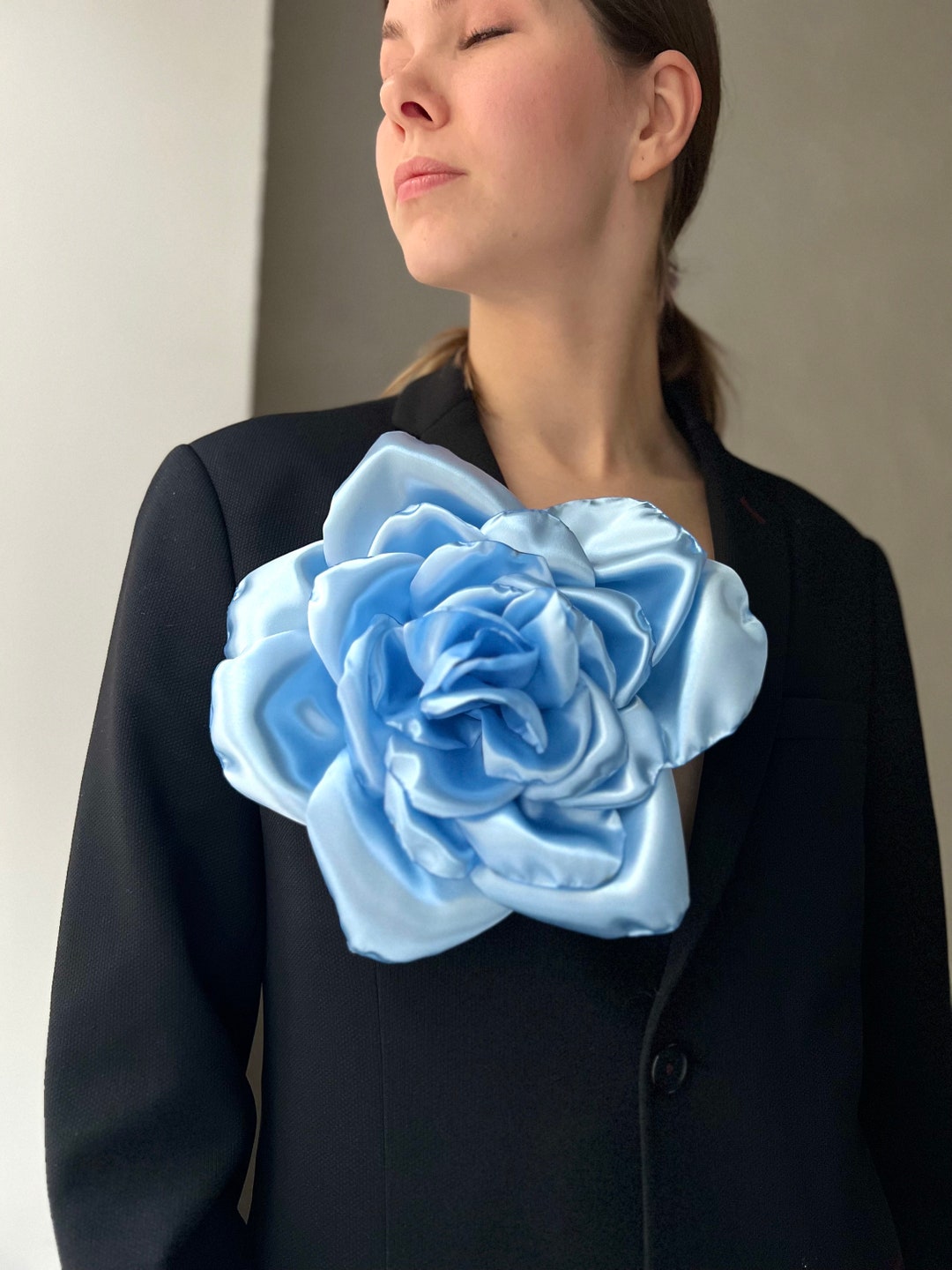 Blue Flower Brooch Silk Flower Extra Large White Flower Brooch ...