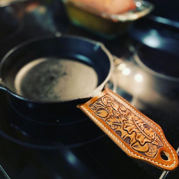 Leather Cast Iron Skillet Handle Cover - Etsy