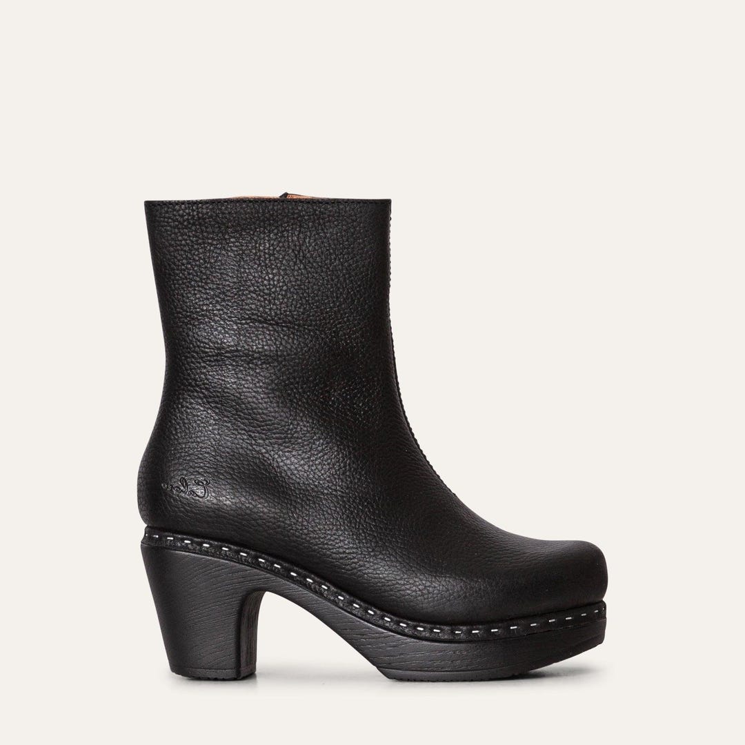 Black Leather Clog Heel Ankle Booties | Handmade in Portugal - Etsy