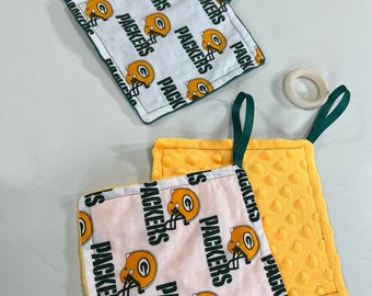 Green Bay Packers Toy Collection Pacifier Clip Rattle Go Pack Go Baby ...