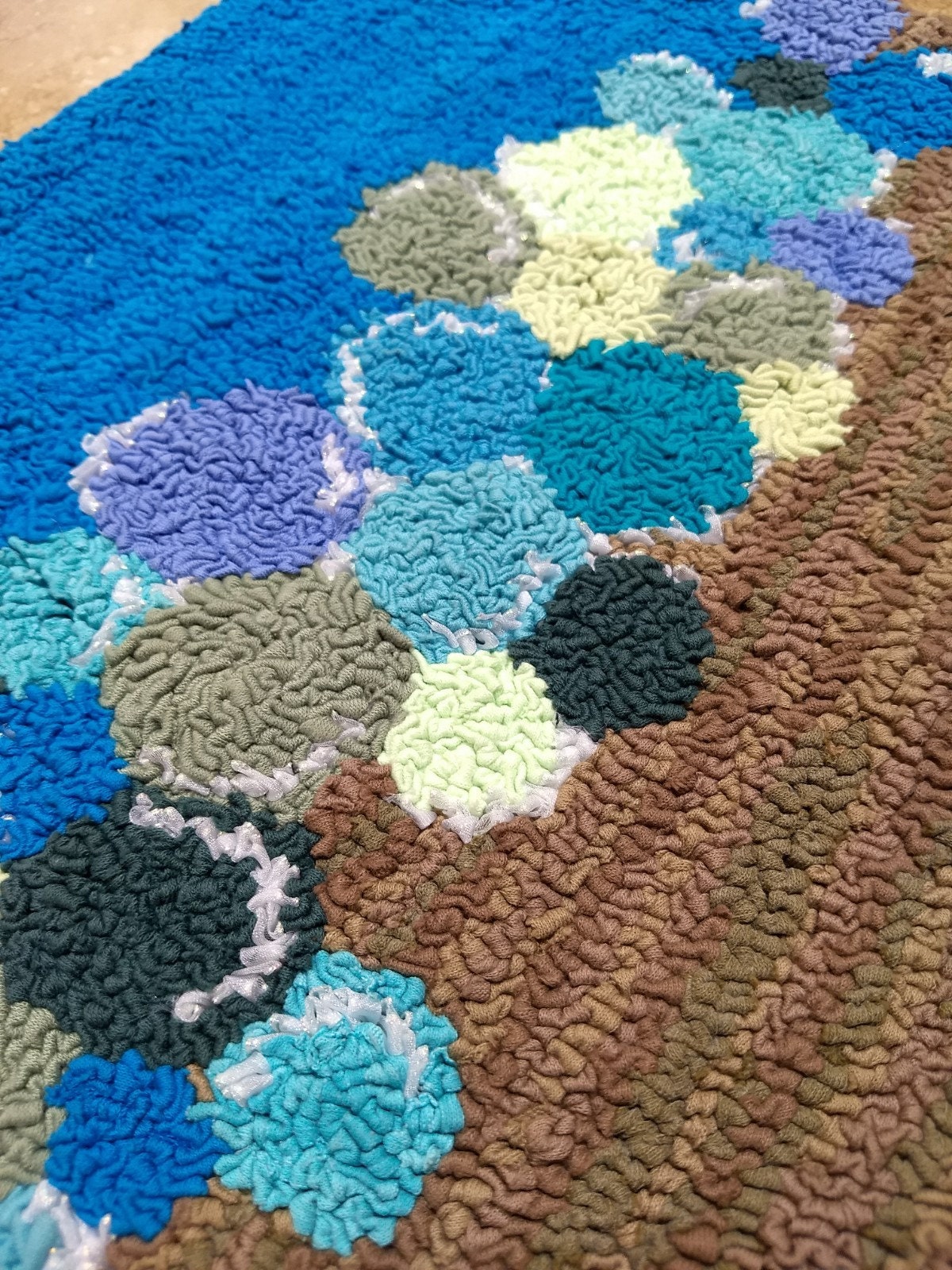 Hand Hooked Rug - Beach Bubbles - Original Design - Etsy