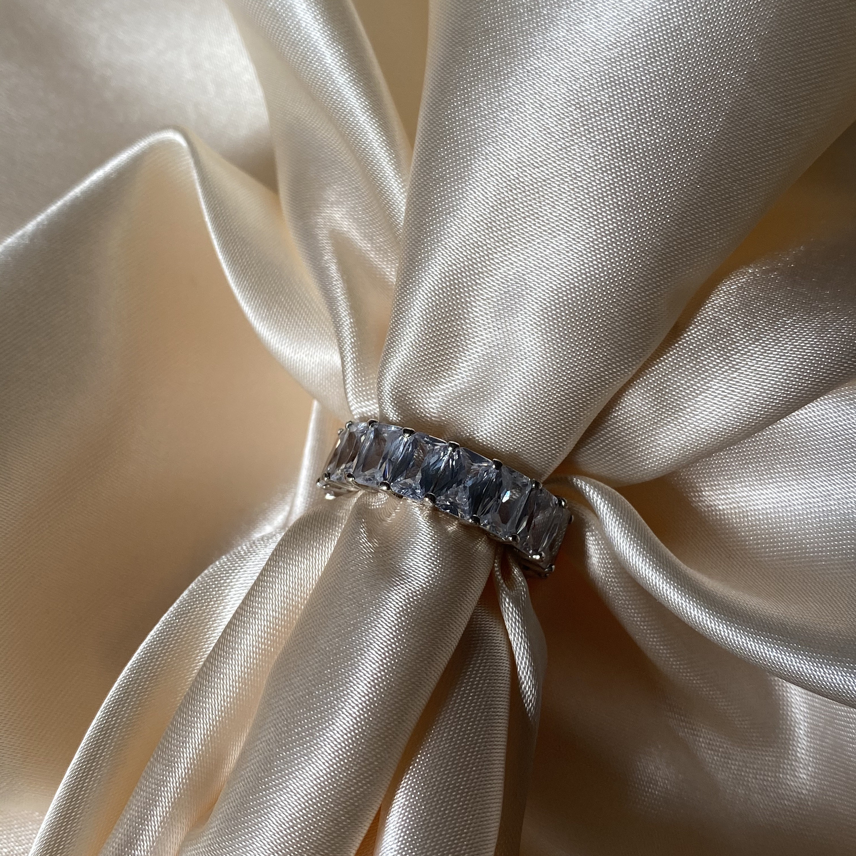 DIAMOND WINDOW Band Ring - Etsy UK